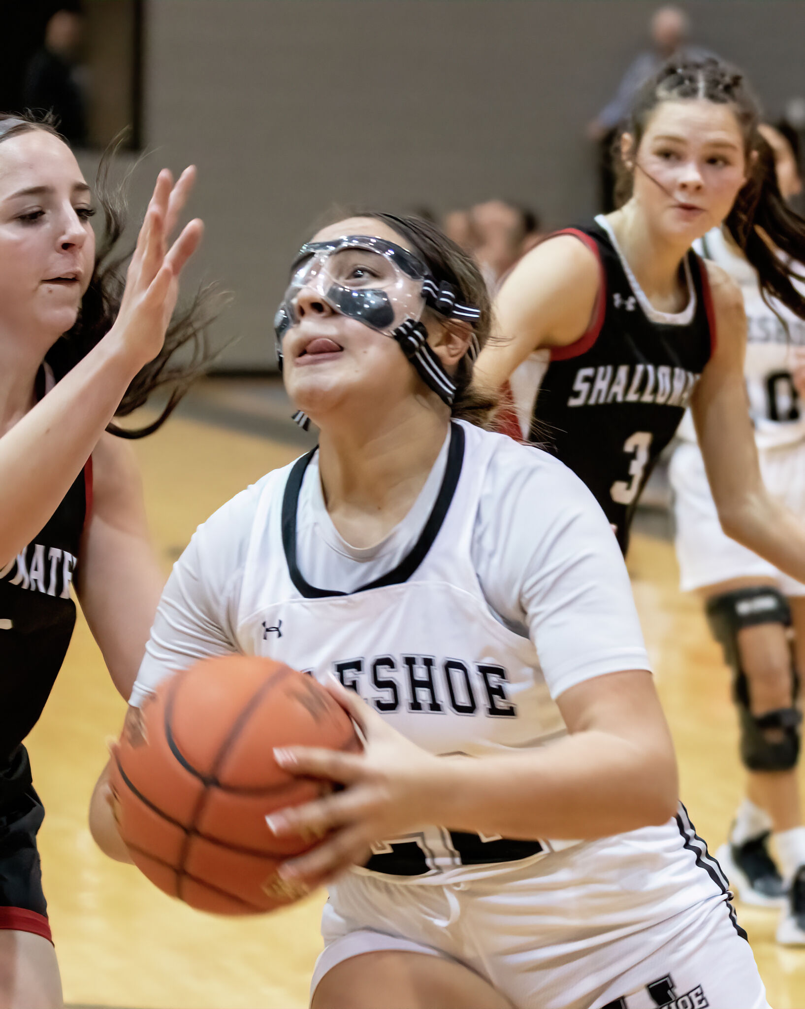 PHOTO GALLERY: Muleshoe basketball takes on Shallowater