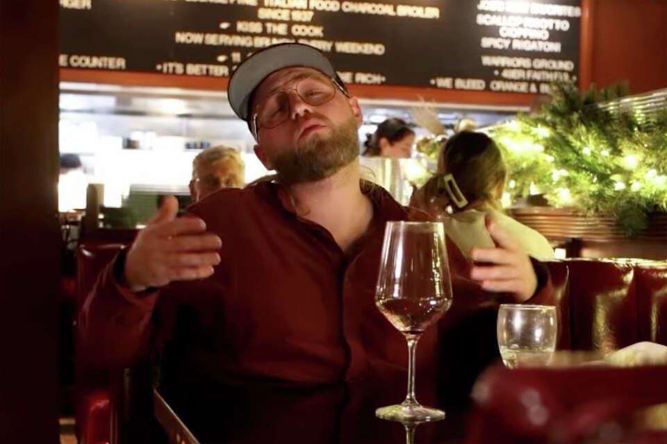 Rapper shoots music video in San Francisco restaurant during service