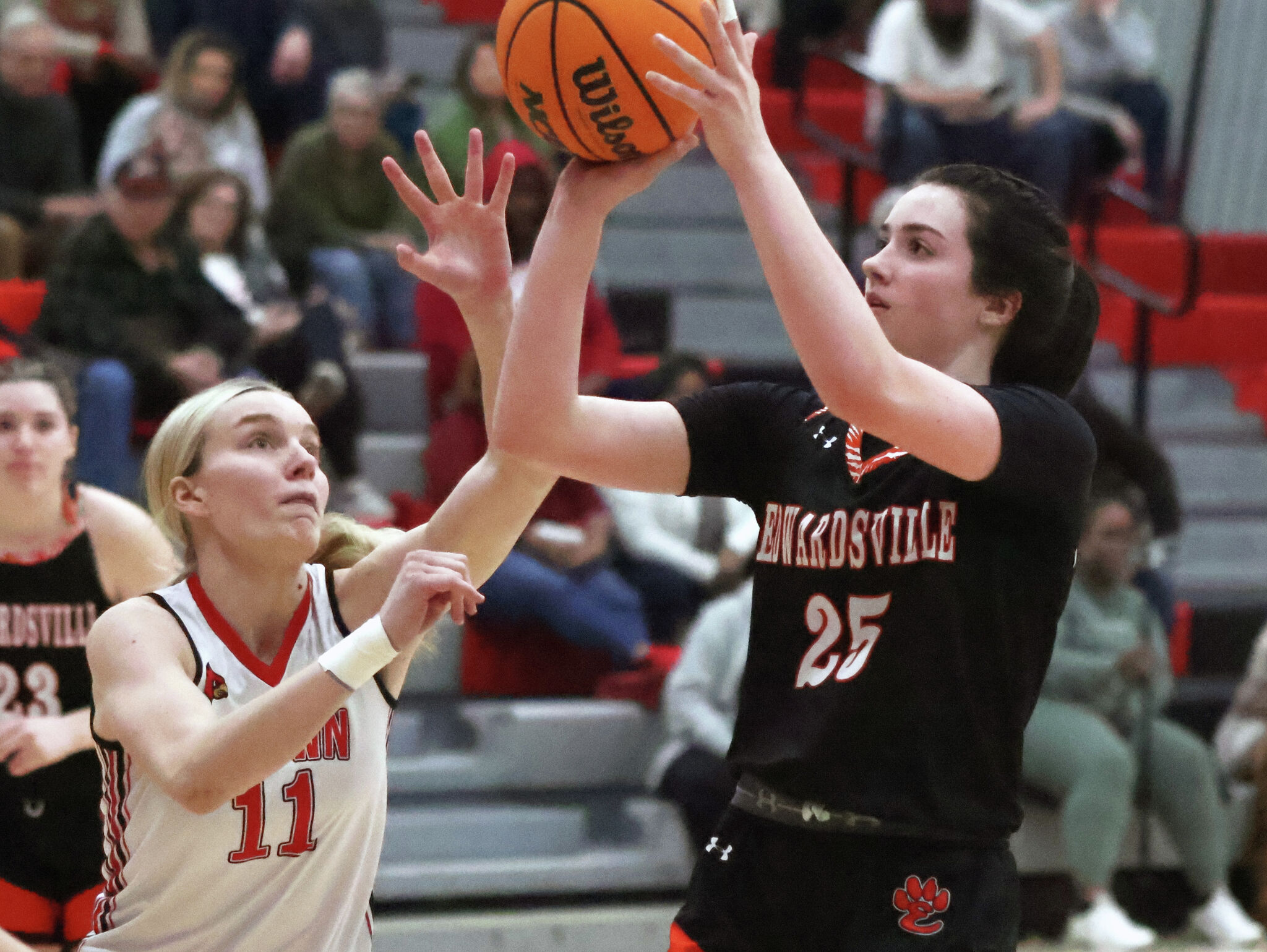 Alton’s Proctor rains 3-pointers to stifle Edwardsville’s comeback