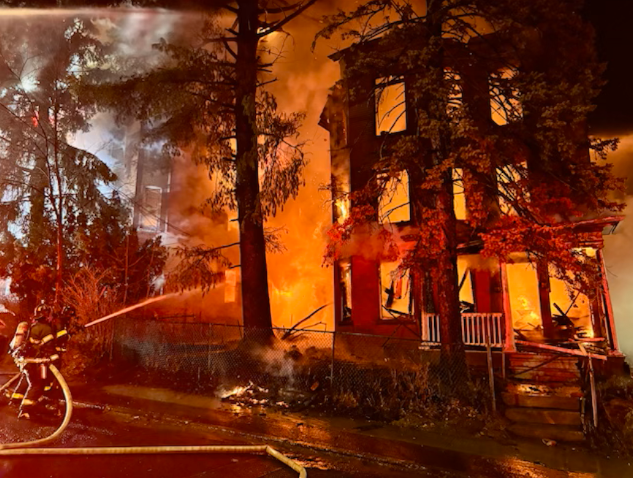 Vacant Hartford building collapses after in overnight blaze