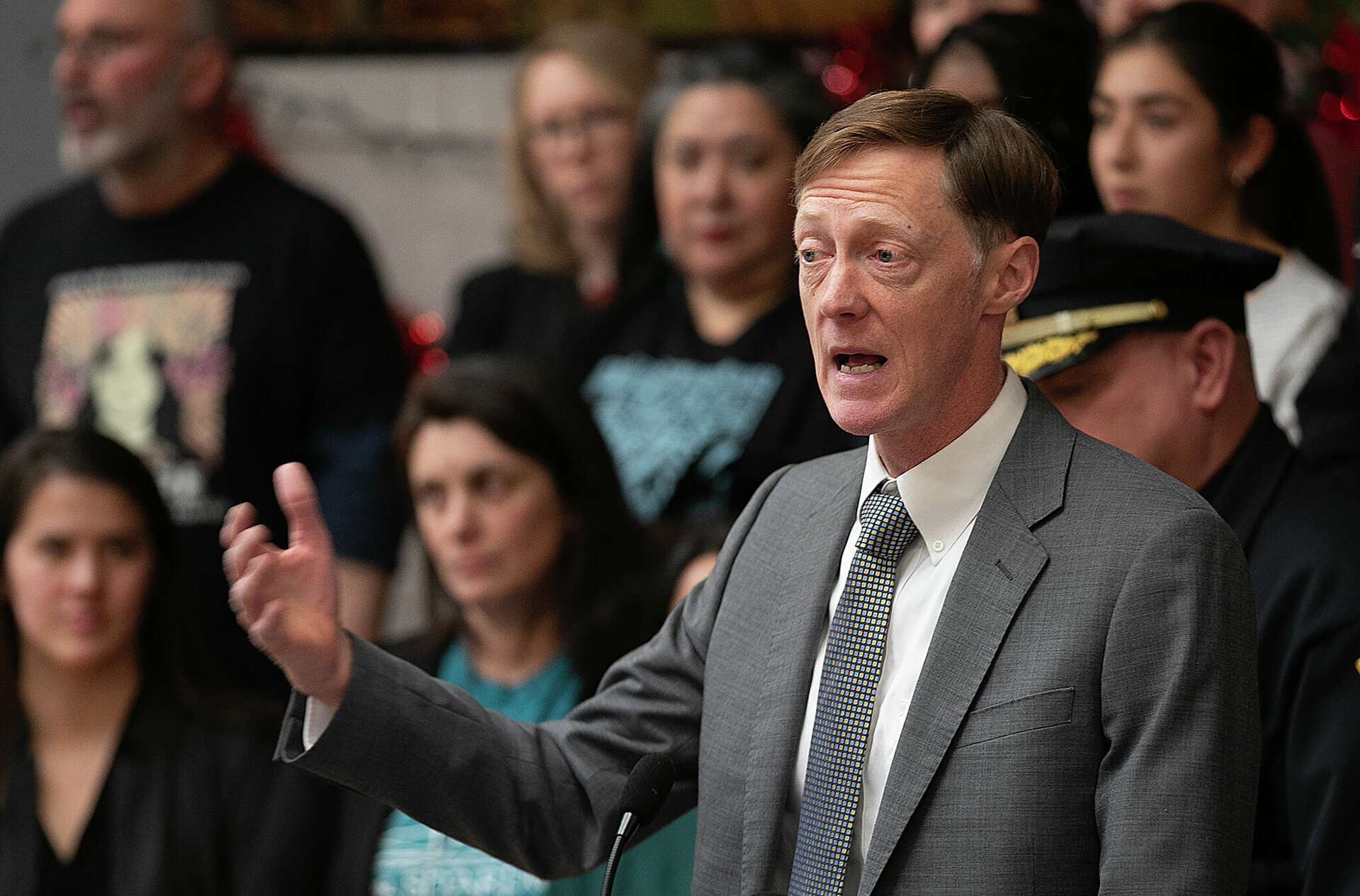 New Haven mayoral race puts Justin Elicker against Steve Orosco