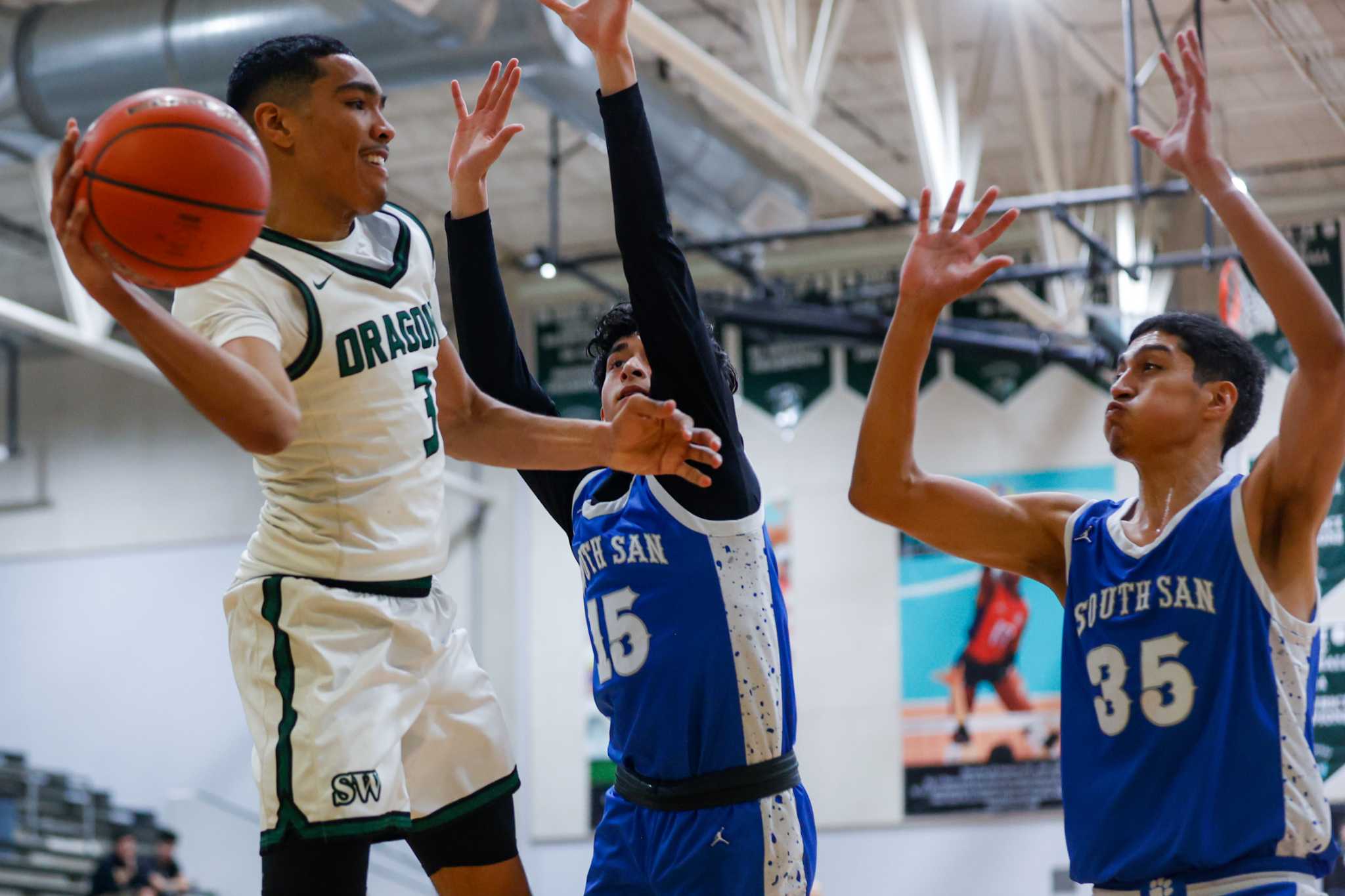 South San boys beat Southwest for key District 28-5A win