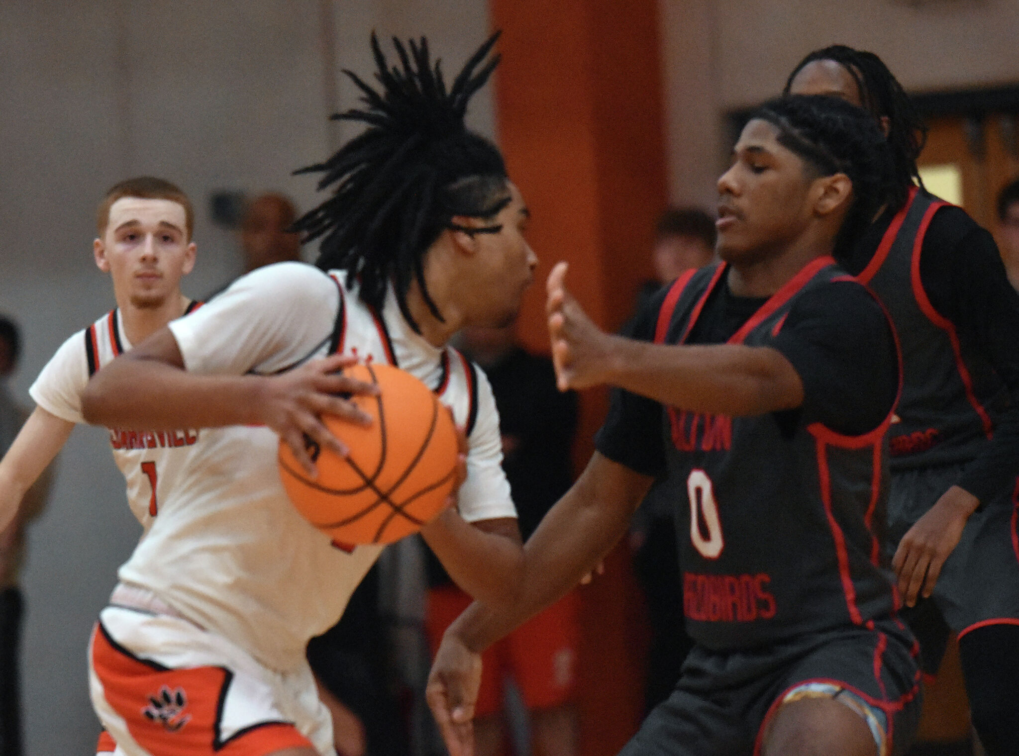 Edwardsville travels to Alton for Class 4A regional championship game