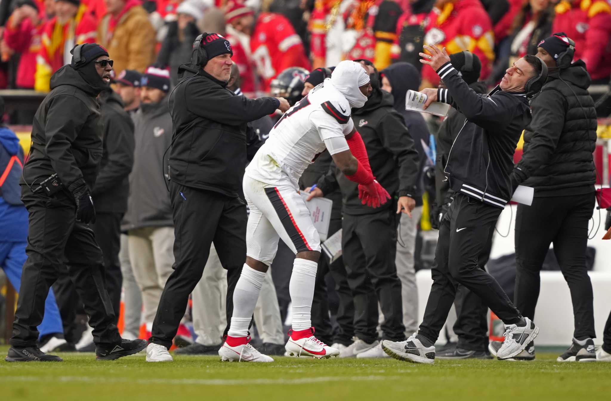 Why did Texans' Kris Boyd push Frank Ross in loss to Chiefs?
