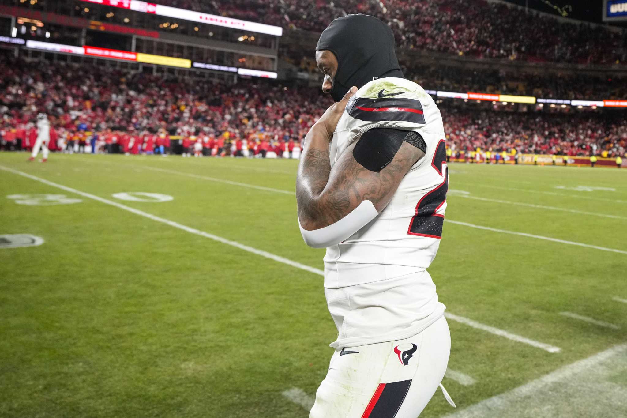 Houston Texans: NFL rescinds fines for Joe Mixon