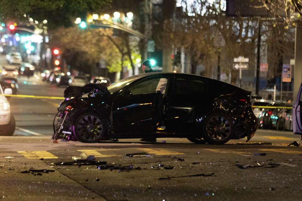 One person, dog dead in multicar accident in SF's SoMa district