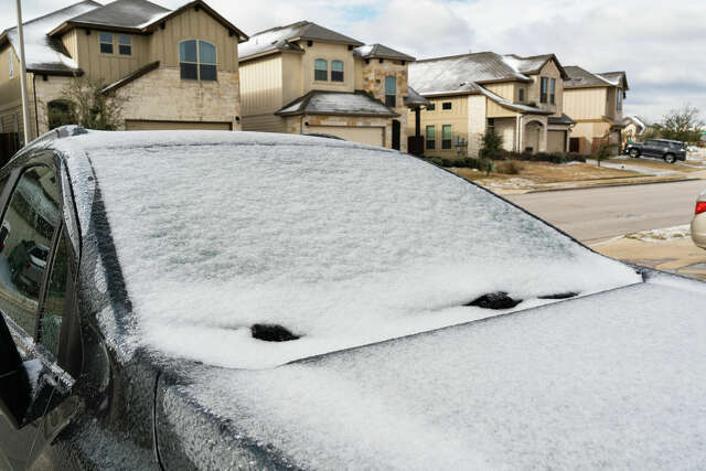 Snow, ice on the way as San Antonio braces for winter storm