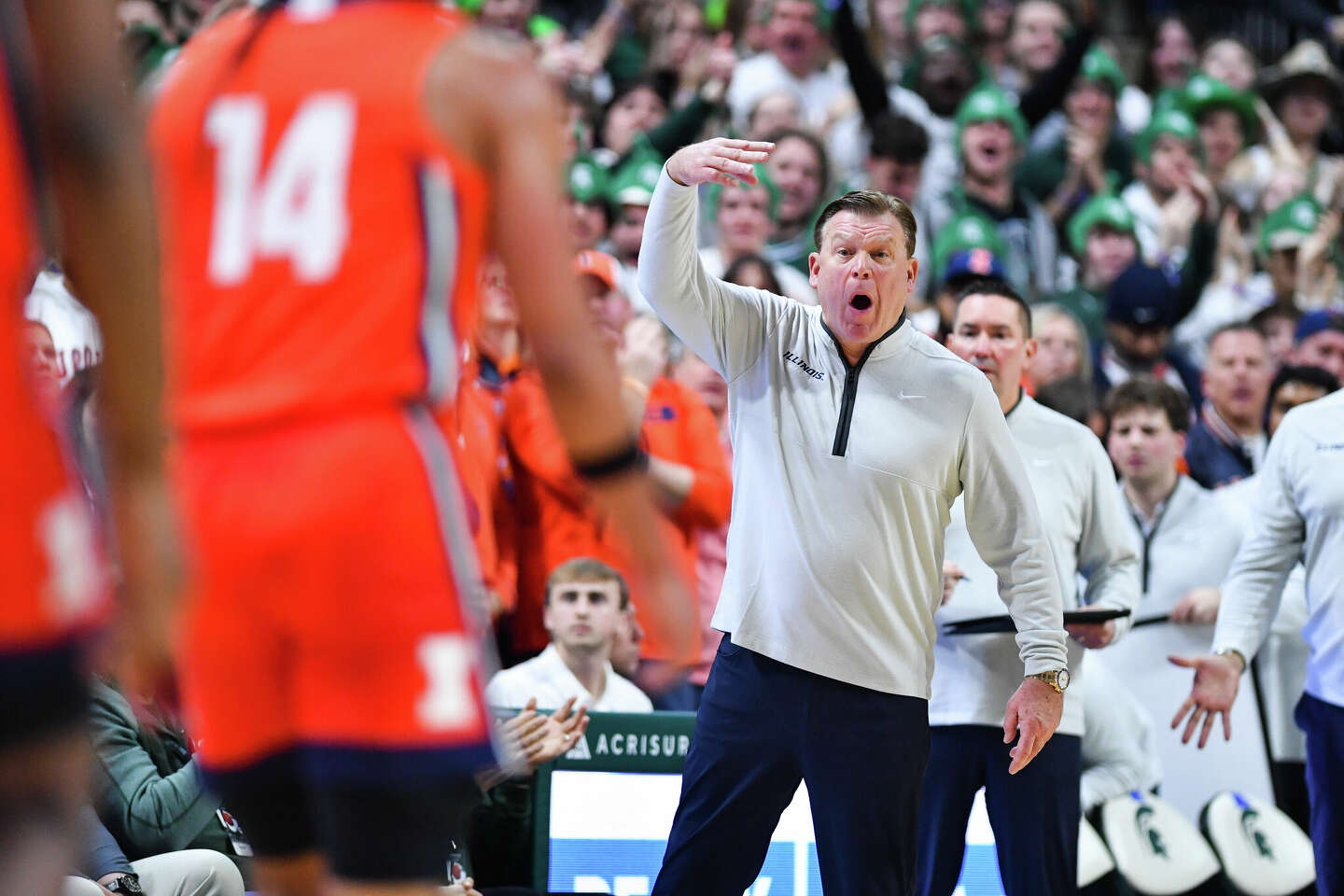 CBS experts urge NCAA rule change after Illinois-Michigan State ending