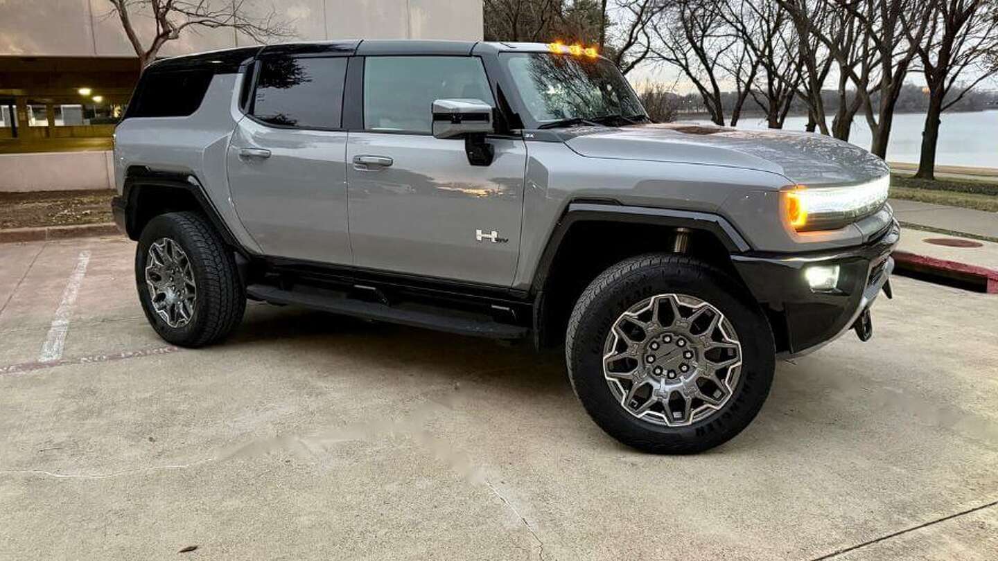 2025 GMC Hummer 3X All-Electric SUV Review