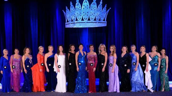 Madison, Calhoun fair queens make Top 16 in Miss Illinois pageant