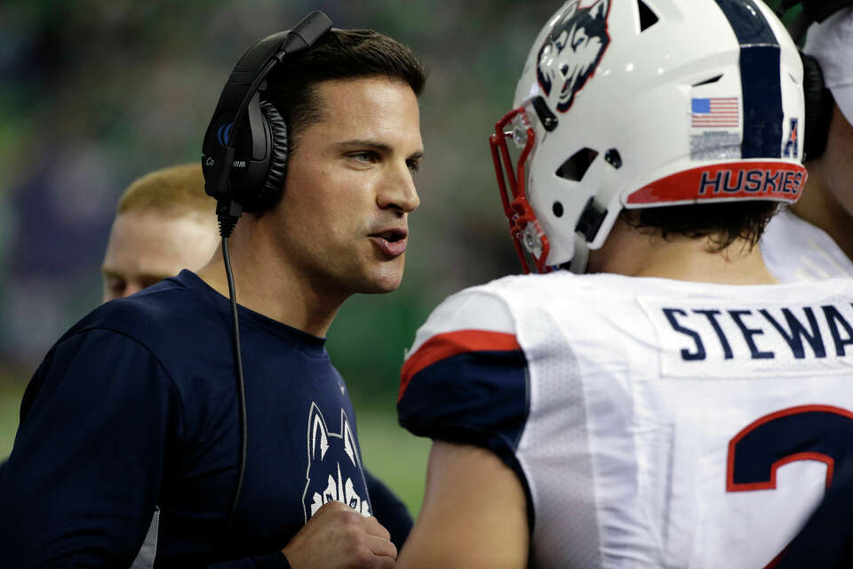 Ex-UConn coach Bob Diaco expected to join Bill Belichick at UNC
