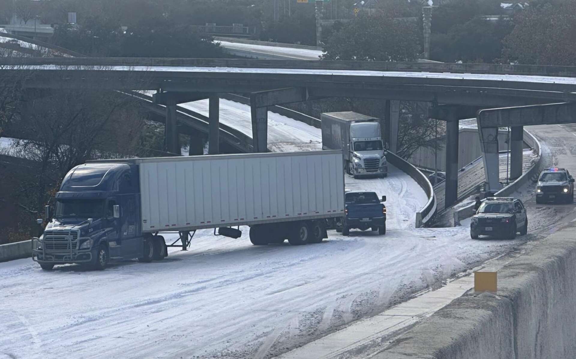 Dangerous ice reported on more than 40 major Houston roads