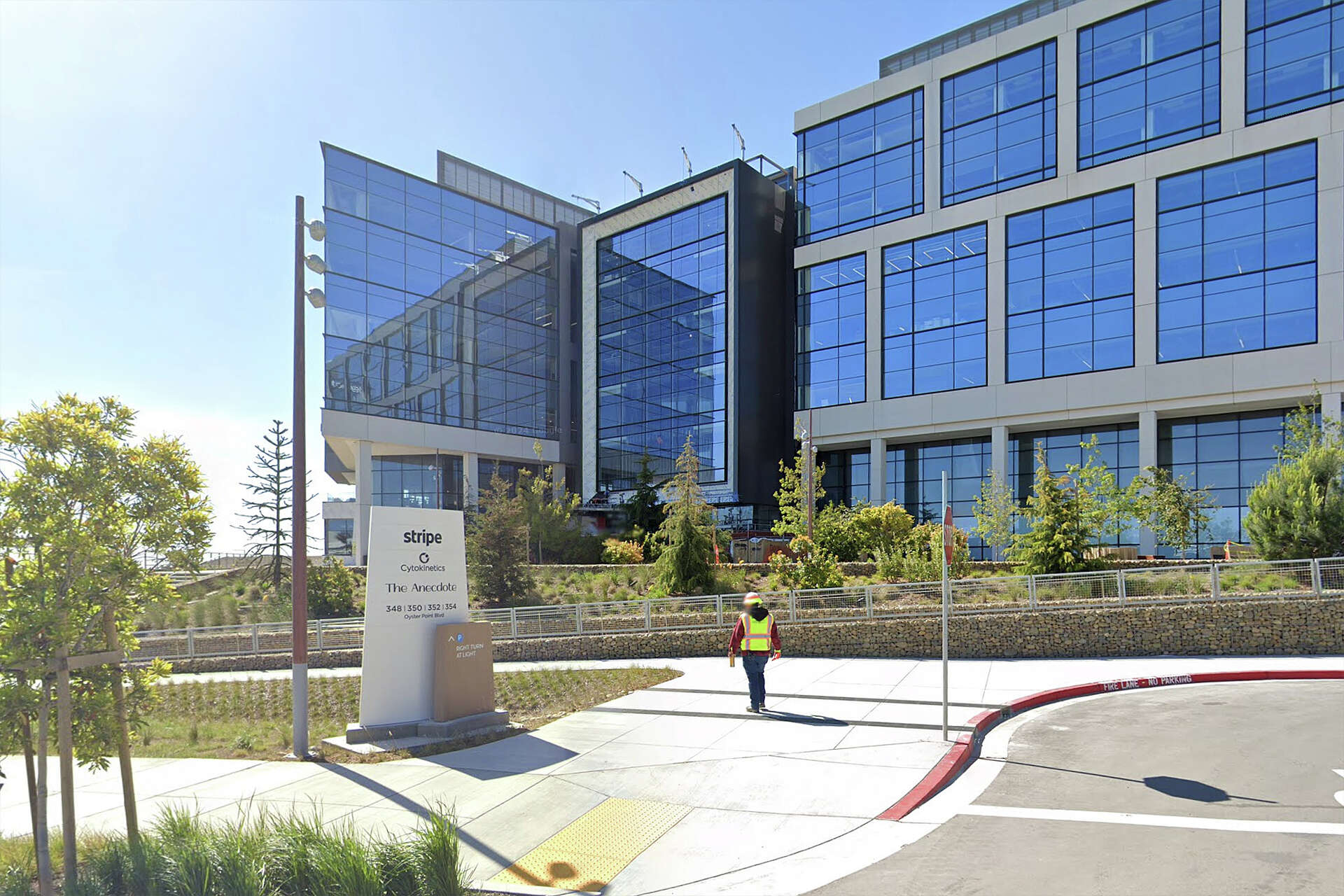 Bay Area's 2nd-largest tech startup suddenly lays off 300 workers