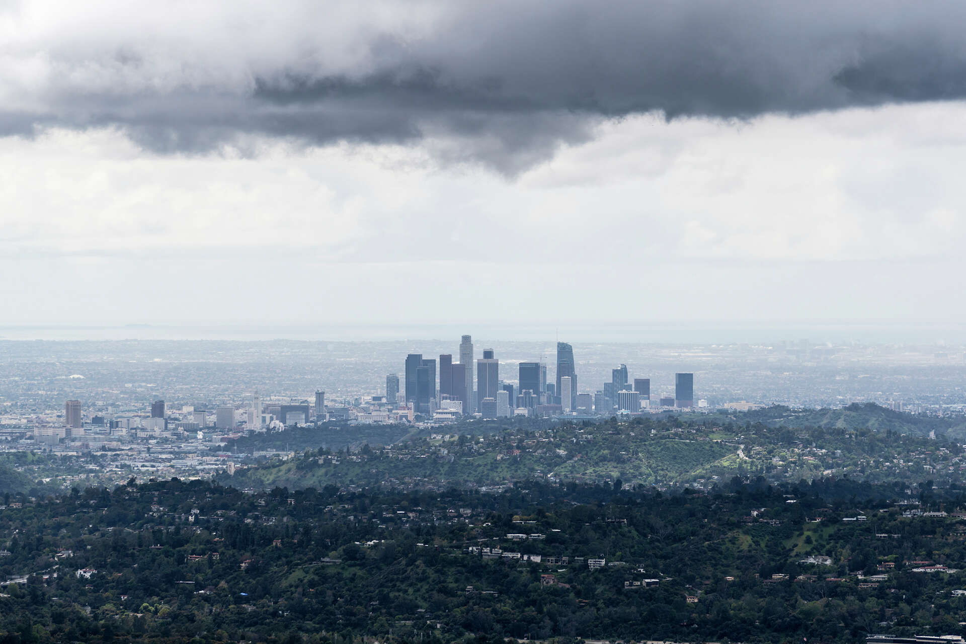 Rare tornado with wind speeds of 85 mph reported near Los Angeles