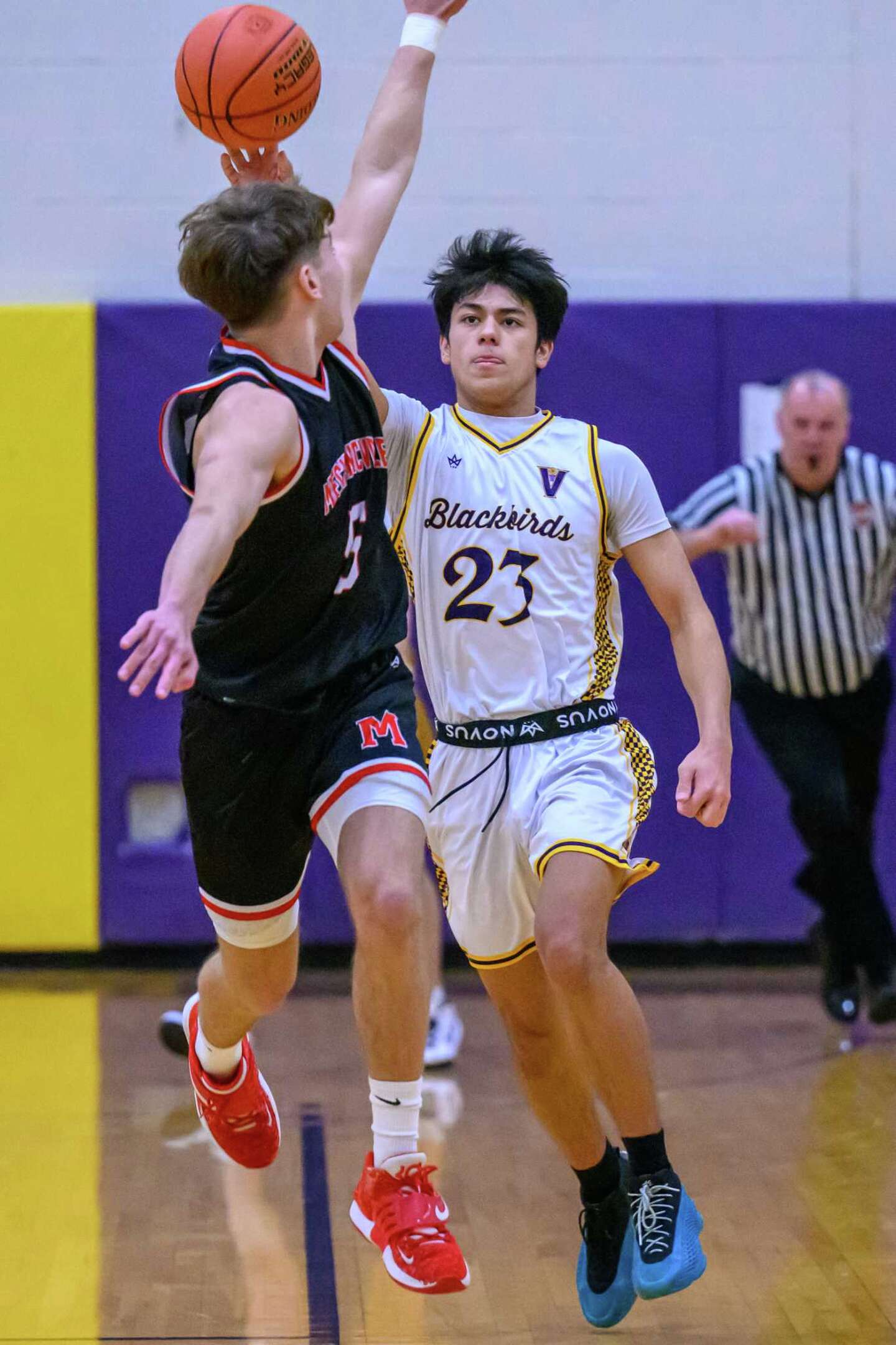 Mechanicville boys' basketball posts huge win over Voorheesville