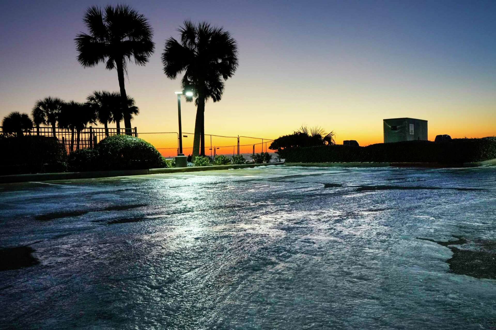 Rare Gulf Coast snow storm doesn't mean climate change isn't real