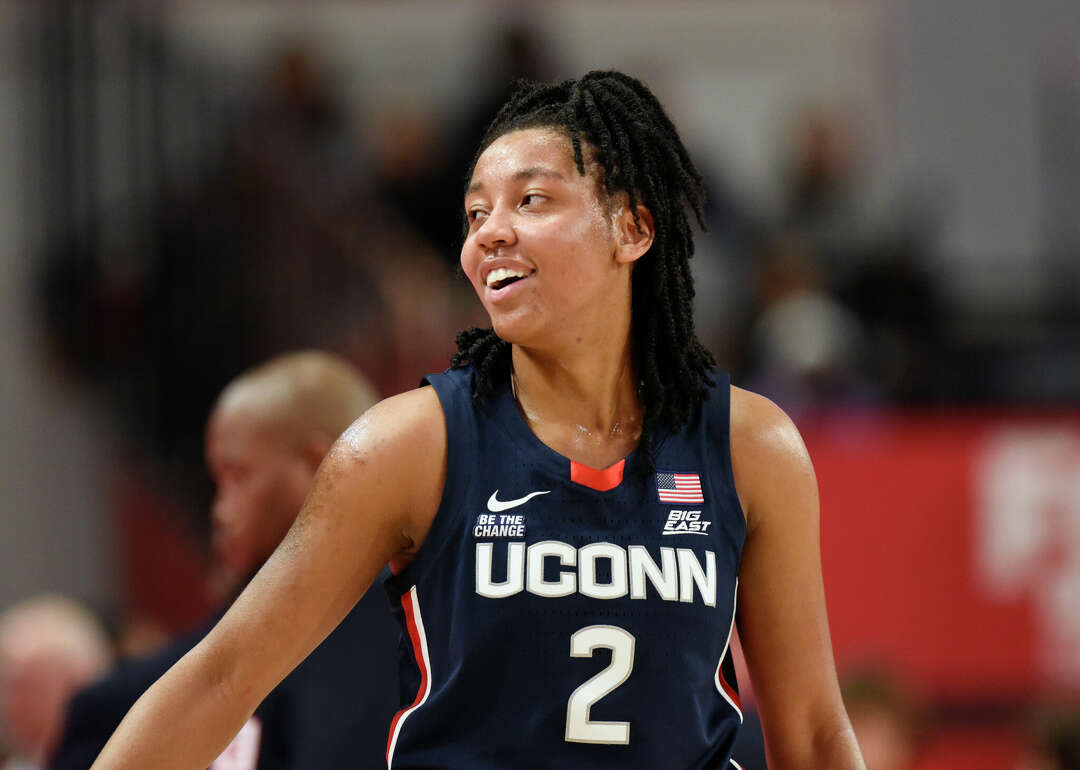 KK Arnold provides energy off the UConn women's basketball bench