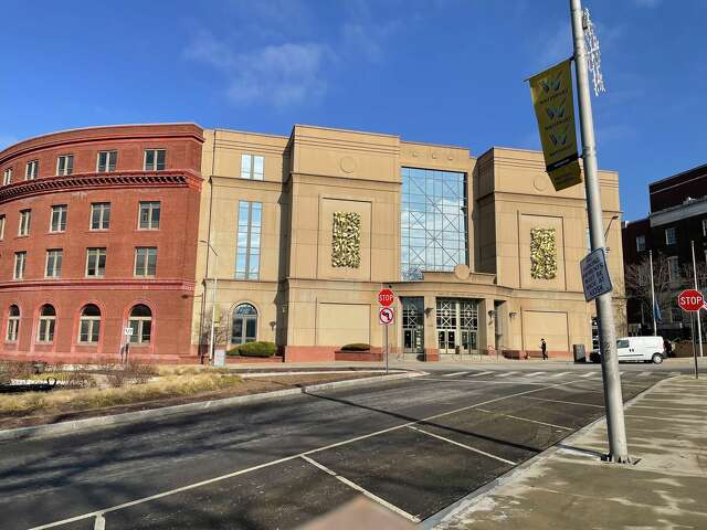 Ex-Waterbury DCF worker gets 9 months in prison for 'sexting' minor