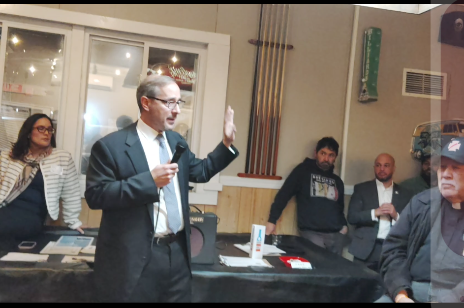 Shipbuilder Angelo Incorvaia creates intricate models by hand