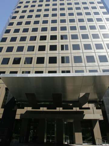 Houston energy company renews lease at downtown HQ