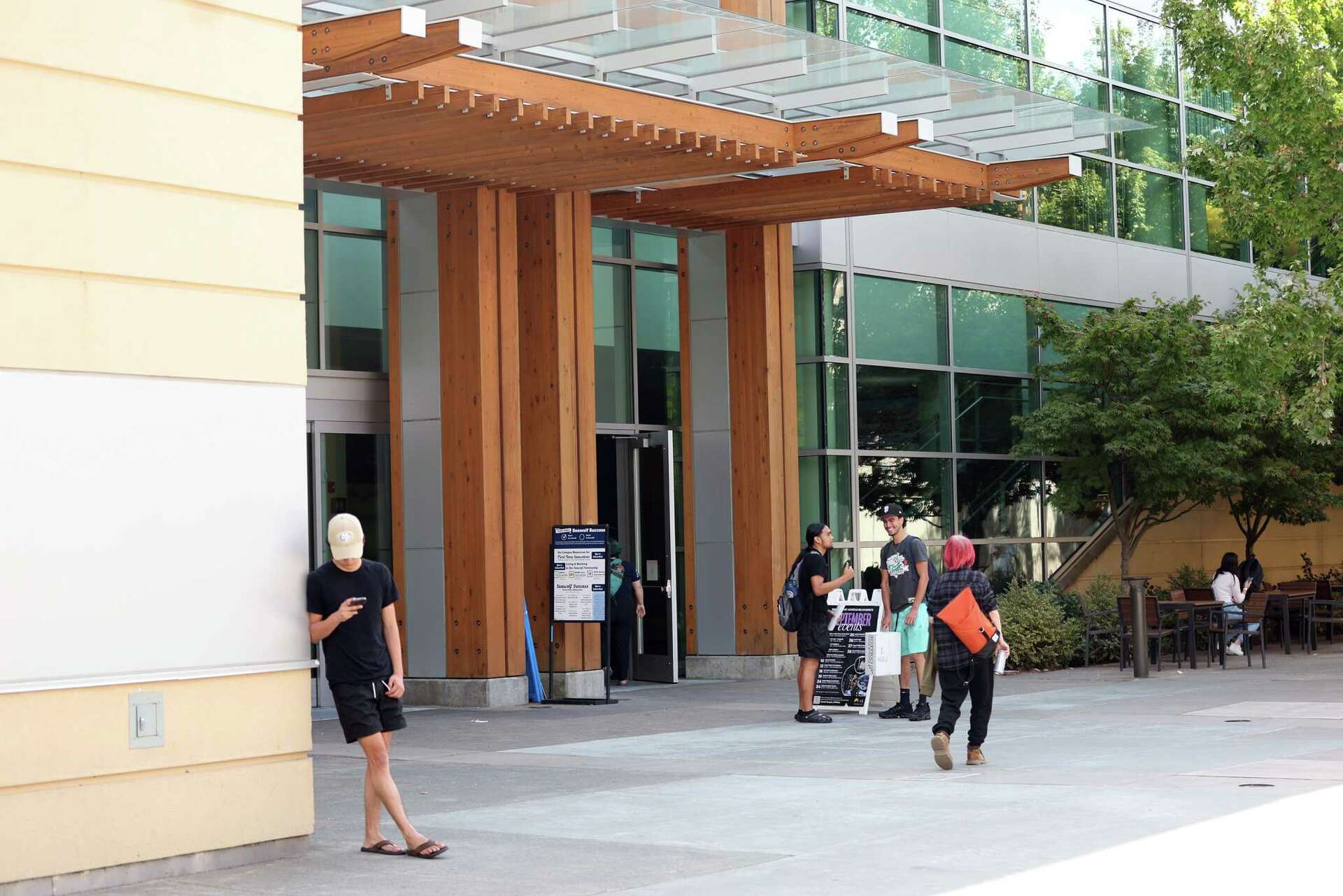 Sonoma State slashing academics, faculty and sports amid budget crisis