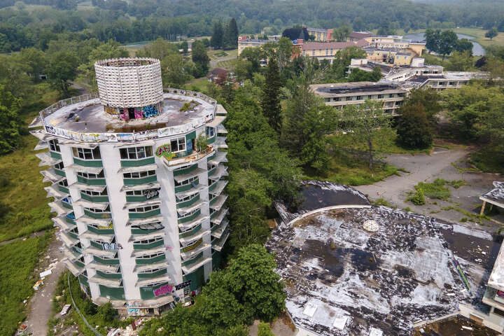 Nevele Hotel developers give redevelopment timeline after fires