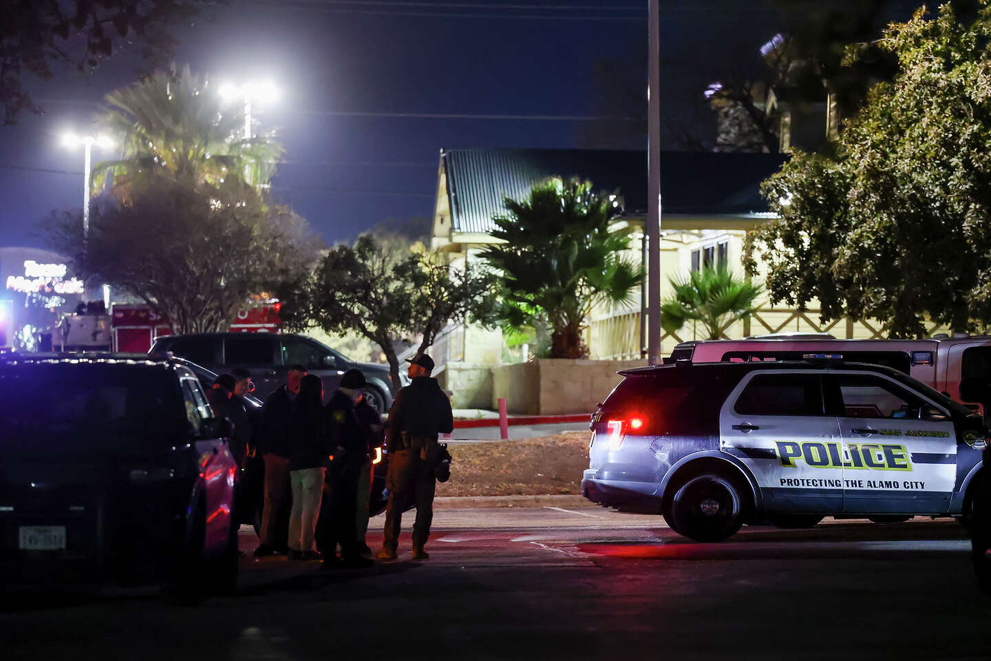 Gunman who shot 7 San Antonio police officers was a veteran