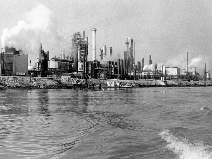 Lyondell’s Houston refinery closure points to job-threatening trend