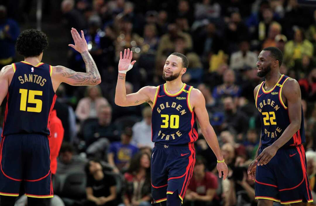 Warriors’ bench takes control, delivers 83 points in blowout of Bulls