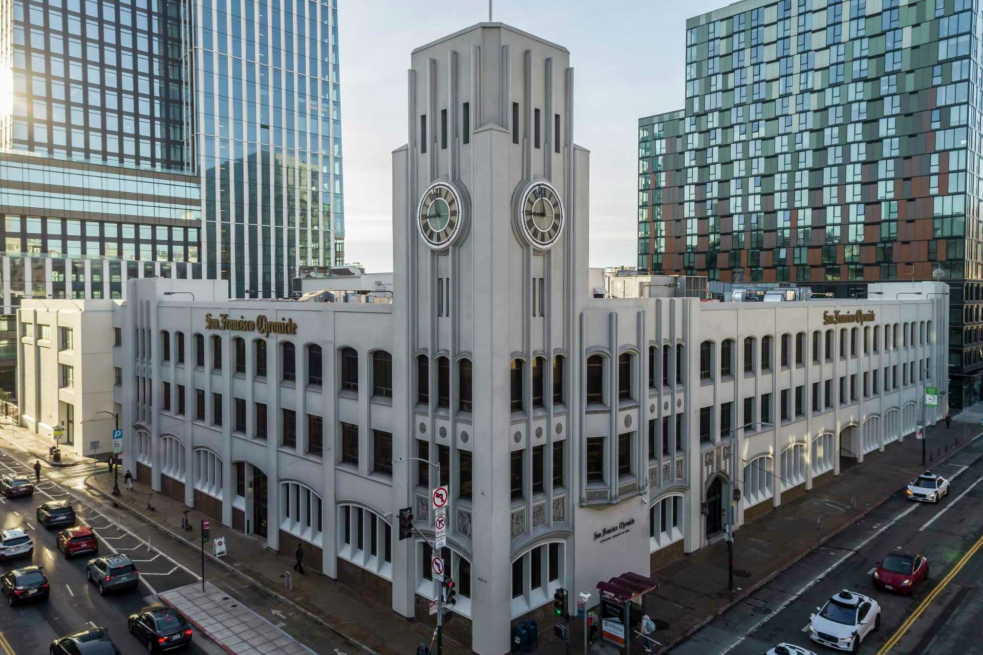 Hearst to buy downtown S.F. tower, relocate Chronicle offices