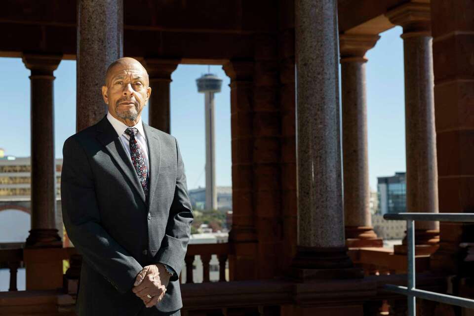 Longest serving judge in Bexar County retires after 35 years