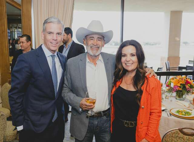 PNC Bank president visits Laredo, highlights Texas as No. 1 market