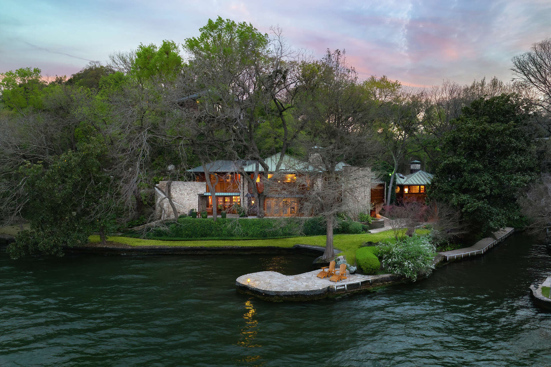 Lake Austin mansion hits market for first time, listing at $20M