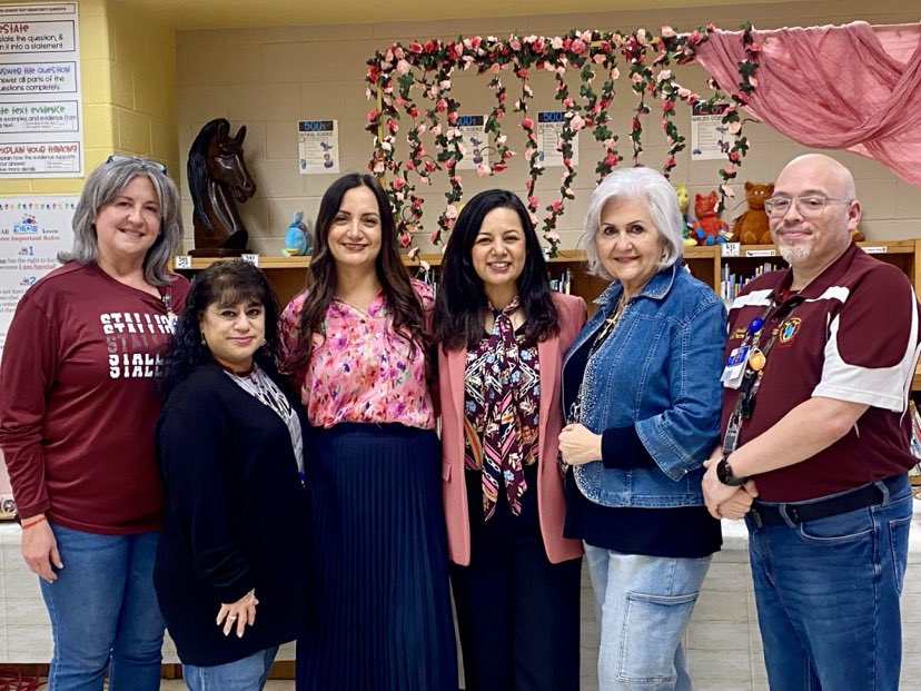 Bonnie Garcia Elementary holds first Book Tasting-Tea Party