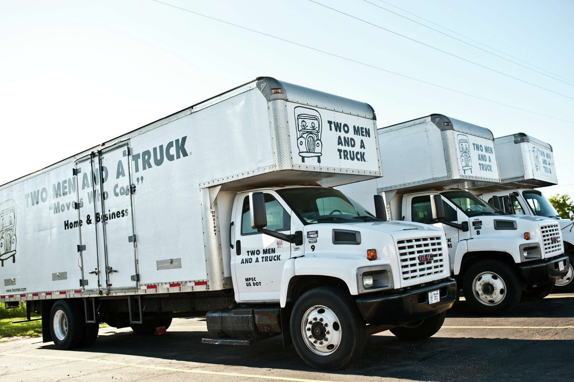 Two Men and a Truck opens in Midland under Chad Robinson