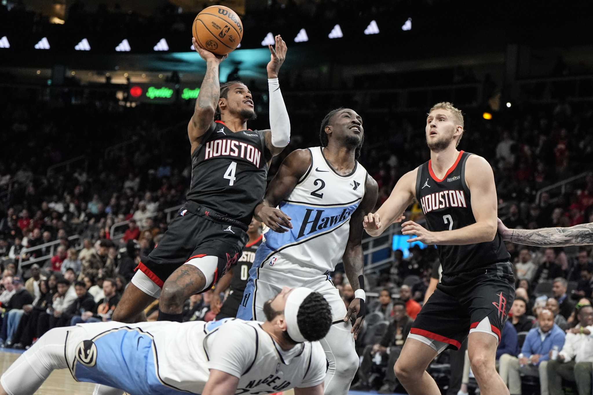 Houston Rockets hold off Atlanta Hawks for fourth straight win