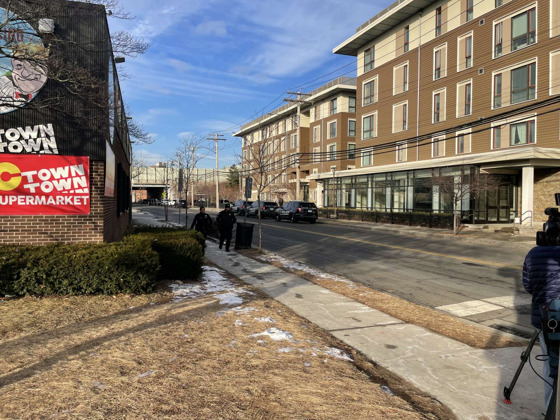 Man, 35, killed in New Haven shootout that wounded 2 West Haven cops