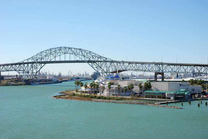 Corpus Christi's new Harbor Bridge: Opening date nears