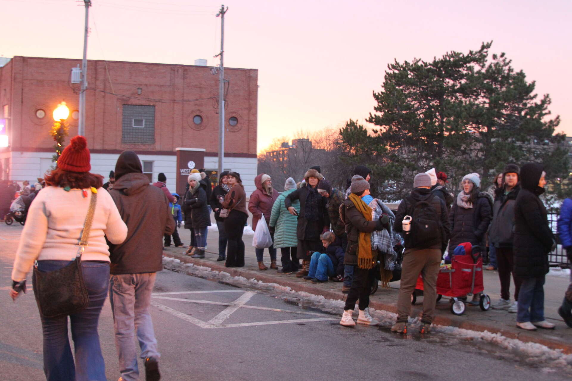2025 Victorian Sleighbell Parade and Old Christmas Weekend schedule