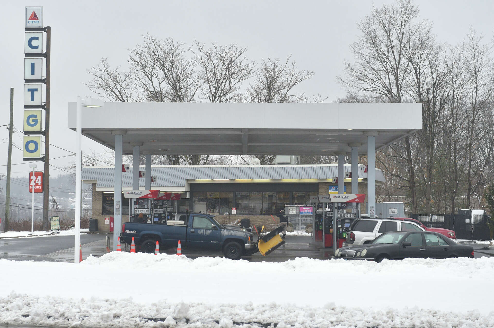 New Milford gas station to be demolished; Alltown Fresh Market to open