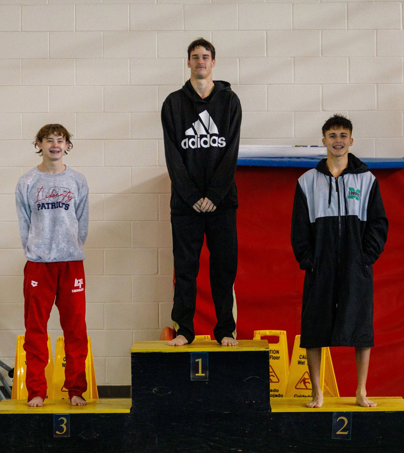 HS DIVING: Andrews’ Hayden Mixon wins 1-meter regional title