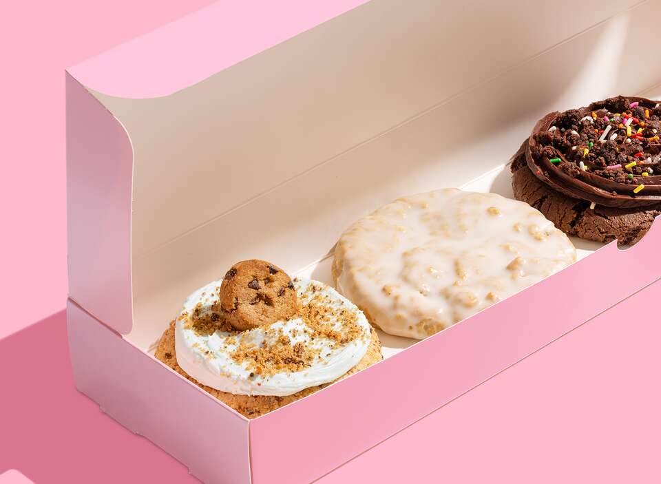 Crumbl reveals grand opening date for its first S.F. location