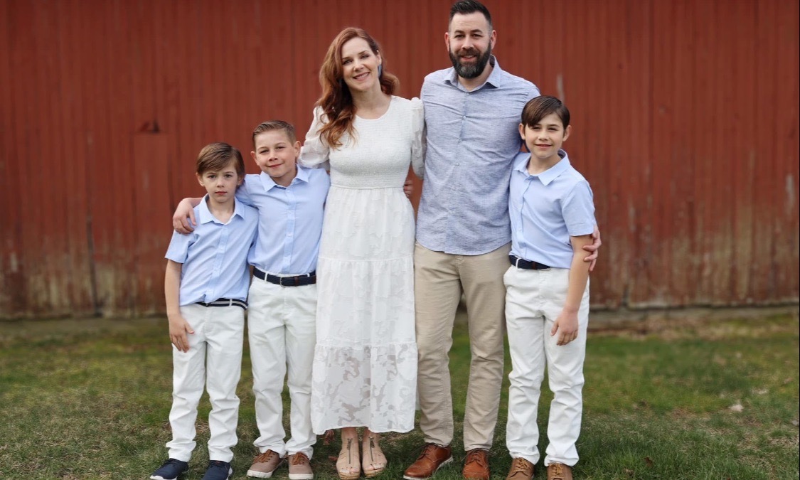 Family of Salem man killed in D.C. crash files claim against FAA, Army