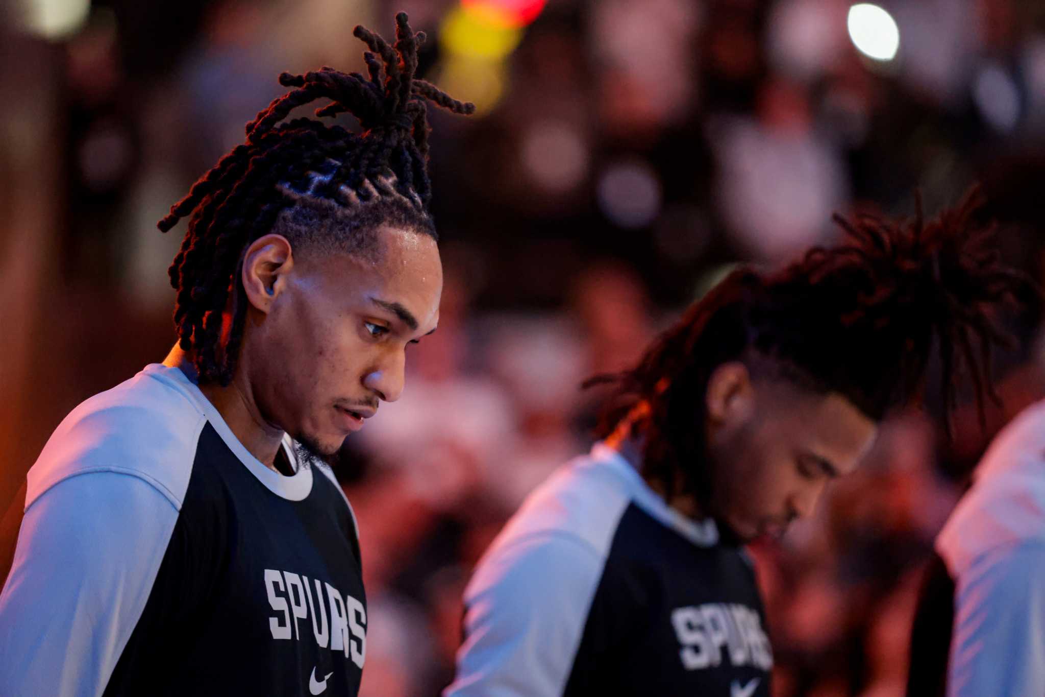 Spurs' Vassell set for jersey retirement