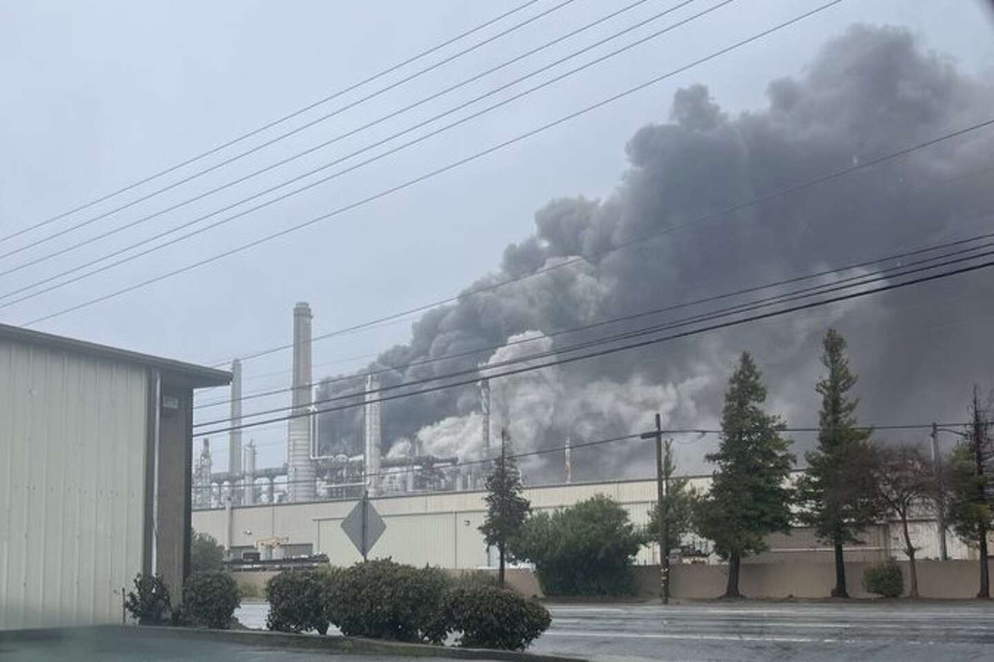 East Bay refinery fire caused by hydrocarbon leak, officials say