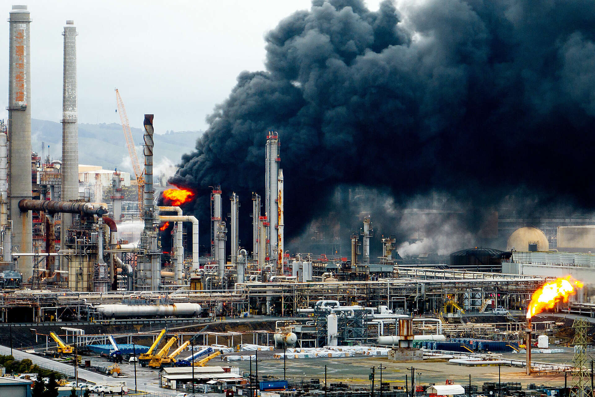 East Bay refinery fire caused by hydrocarbon leak, officials say