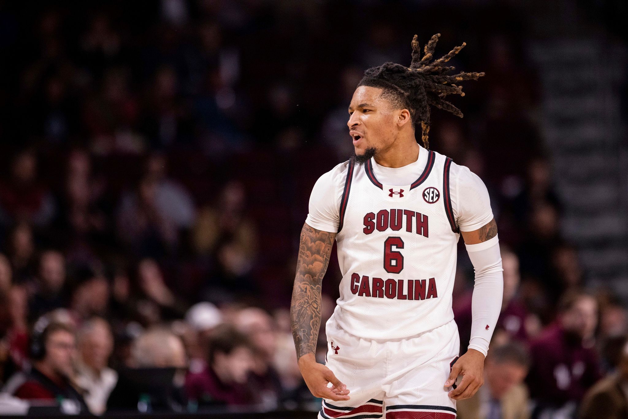 Taylor scores 25 points with 7 3-pointers to lead No. 13 Aggies to 76 ...
