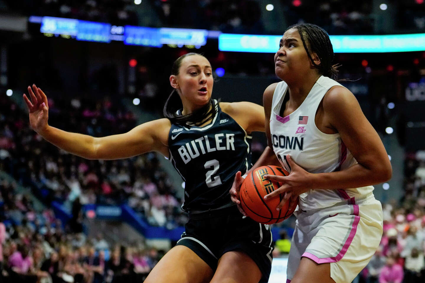 UConn women's basketball overwhelms Butler behind Paige Bueckers