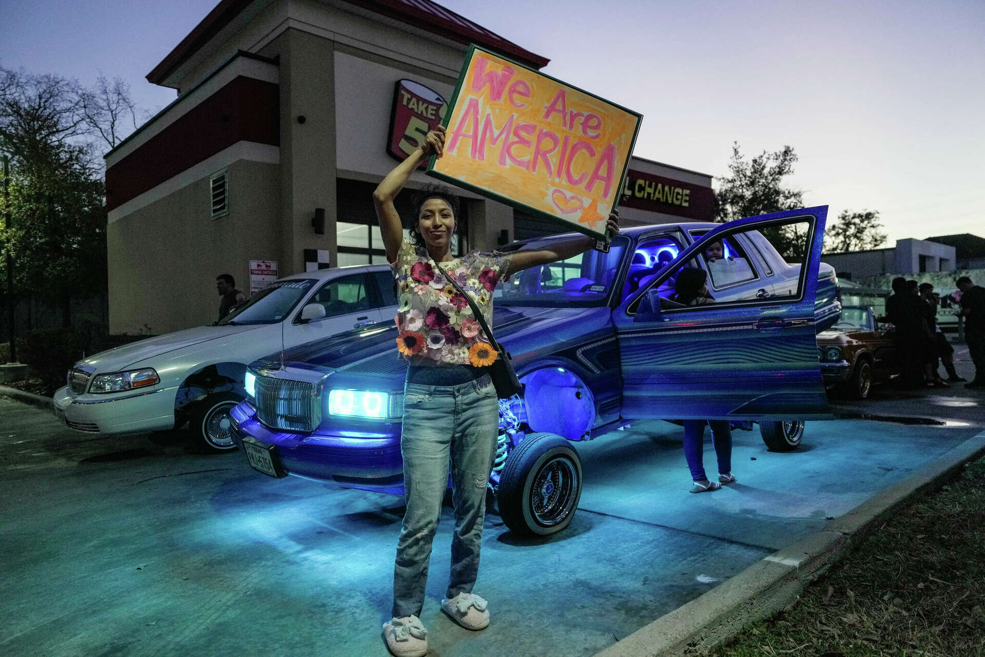Trump's immigration crackdown: Thousands protest in Houston