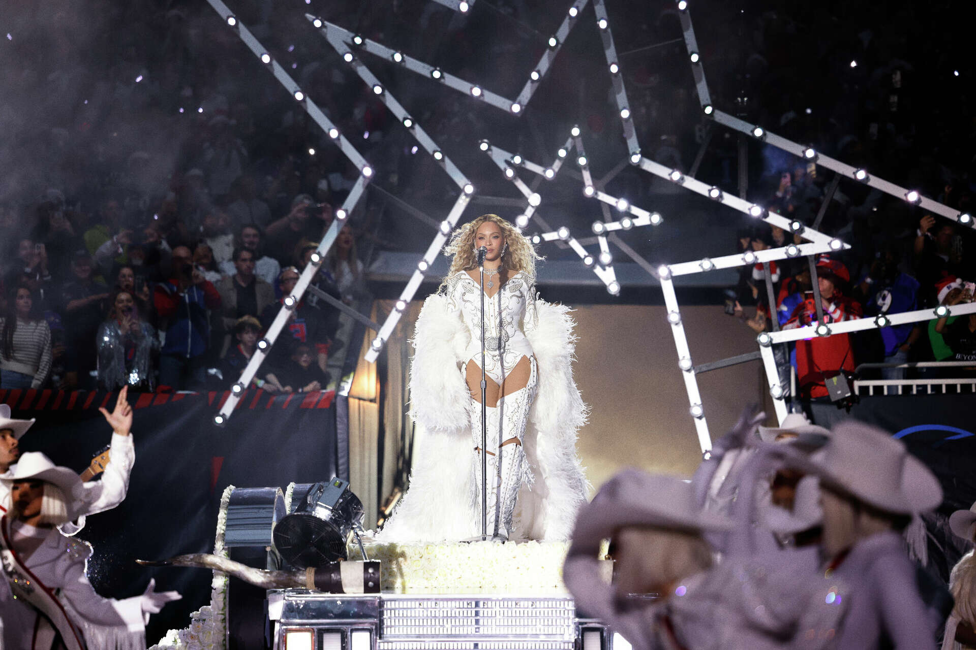 Beyoncé reveals 'Cowboy Carter Tour' dates and on-sale details